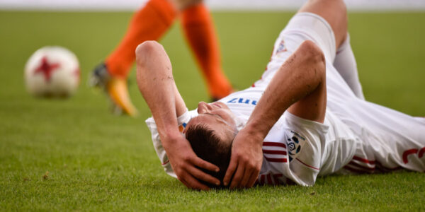 How to Treat Common Football Injuries | Sterosport